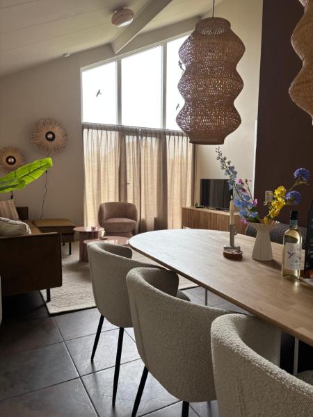 Vrijstaande En Knusse Vakantiewoning In Tzummarum - Franeker