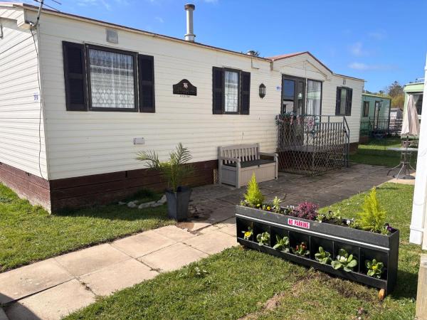 Cosy Country Style Static Holiday Home - Aberystwyth