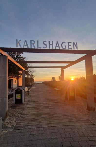 Ferienwohnung Wellenreiter 200 M Zum Strand Fewo Strandnah Mit Balkon Parkplatz Wlan - Karlshagen