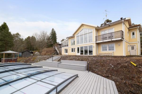 Fantastisk Villa Med Extra Allt - Dalarö