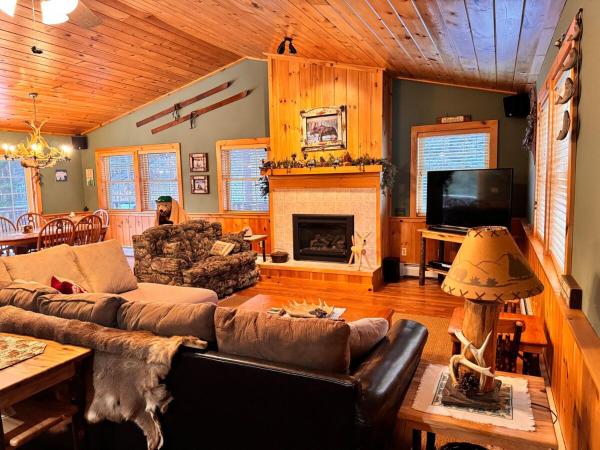 Longden Lodge - Adirondacks - Old Forge, NY