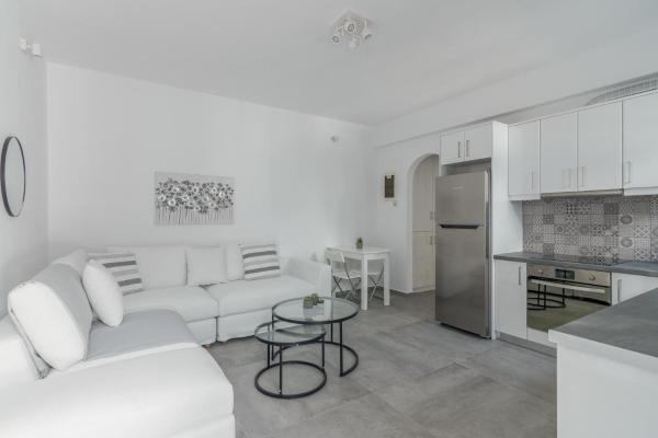 Marvelous One Bedroom House In Paros - Paros