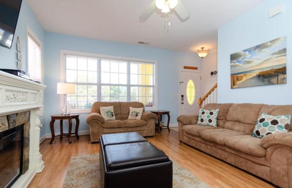 Halts Away By Bryant Real Estate - Carolina Beach, NC