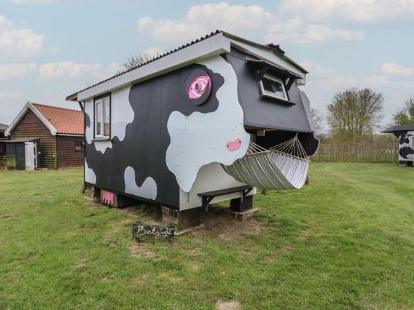 Betsy Cow Shed 2 - Woodbridge