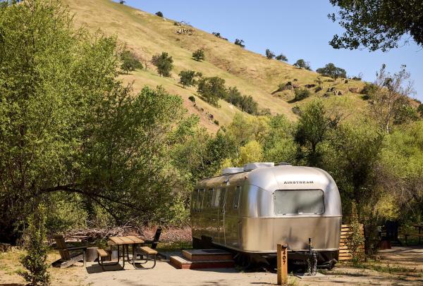 Autocamp Sequoia - Three Rivers, CA