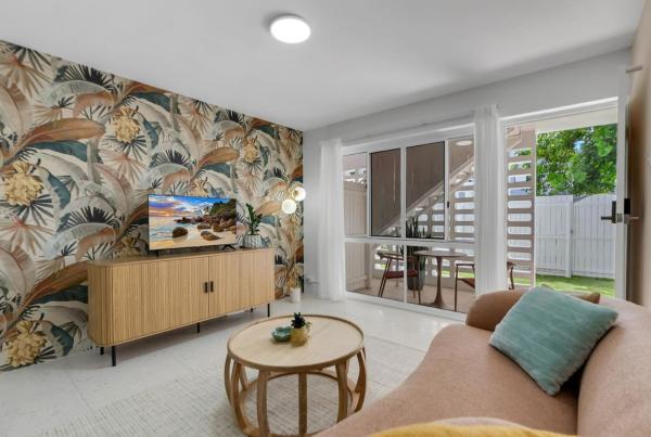 Tropicana Boutique Hotel - 2 - Cairns