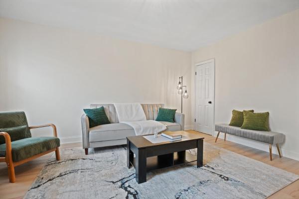 The Cozy District Den Stay - Largo, MD