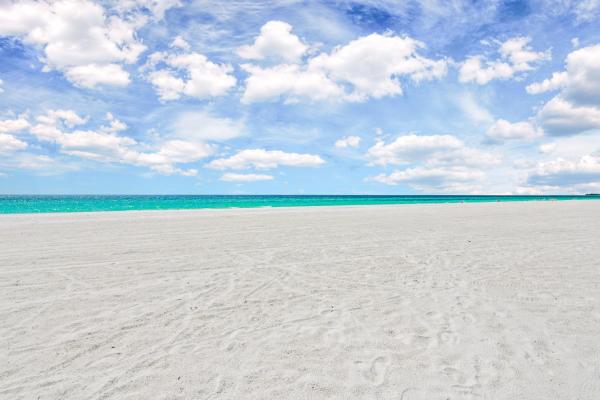 Seabreeze At Anna Maria Island Inn - Bradenton Beach, FL