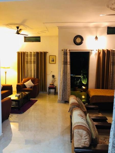 Tattva- 6bhk Apartment - Varanasi