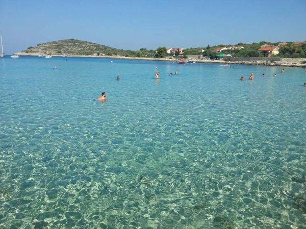 Apartments Maric - Sevid