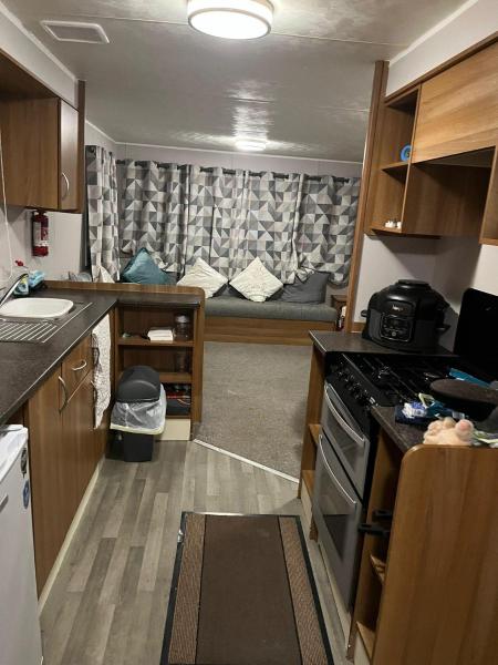 Superb 8 Berth Caravan With Free Wifi At Highfield Grange Ref 26706wr - Clacton-on-Sea