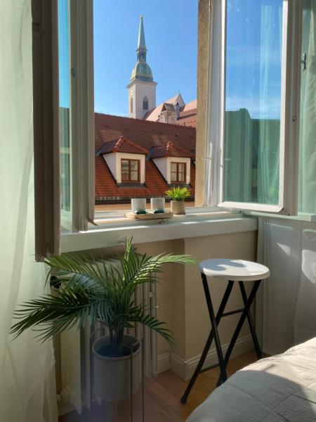 Audrey Hepburn Apartment Ii Best Location Cathedral View Air-conditioned - Bratislava