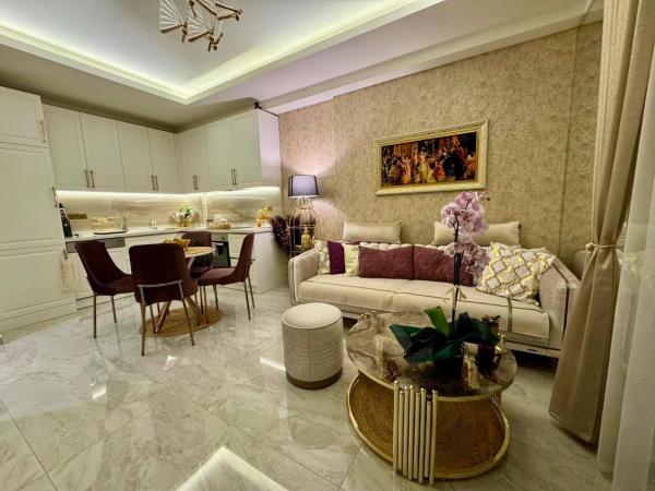 Stunning Luxury Alanya Apartment With Pool And Security - Alanya