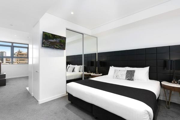 Kozyguru | Chatswood | Convenient 1 Bed Studio Apt - Gordon