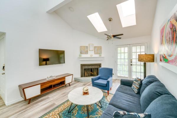 1 Mi To Northpark Center Bright Dallas Condo - Richardson, TX