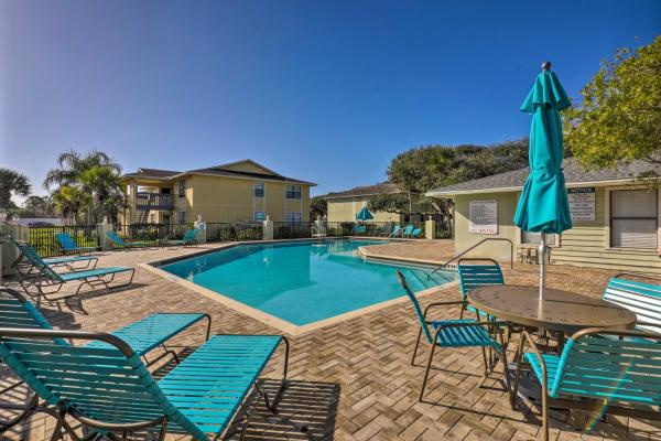 Walk To St Augustine Beach! Condo W/ Pool Access - St. Augustine, FL