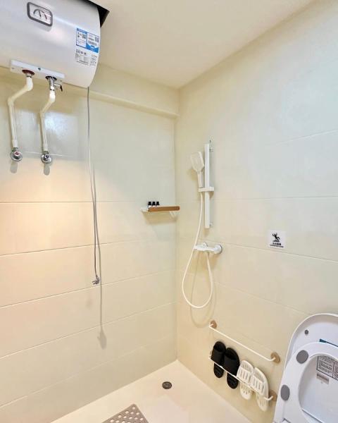 Happy House - Bang Yai