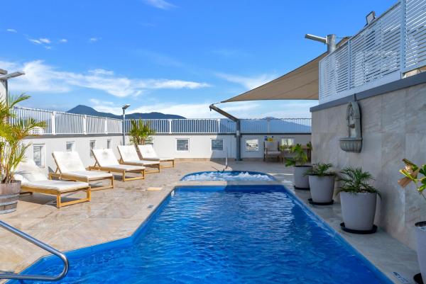 'Central Plaza' Adjacent Apartments With Rooftop Pool - Cairns