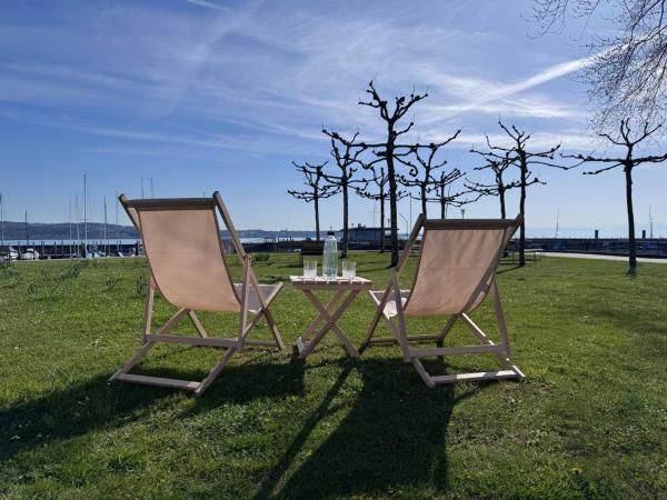 Seeglueck Hafenblick - Stilvolle Ferienwohnung Direkt Am See Und Fährhafen In Konstanz, In Der Nähe Der Universität - Konstanz