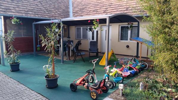 Cserke Gyöngye Apartman - Hungary