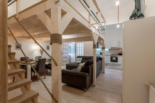 Goldcentral Apartment Danube-private Terrace-convenient Location - Budapest