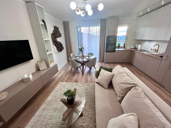 Flh - New Golden Gallery With Balcony & Free Parking - Cluj-Napoca