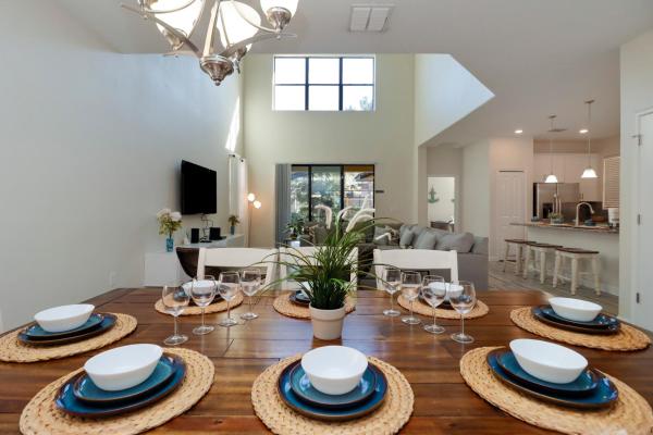 Solterra Resort Vacation Home Sleeping 16 With Private Pool And Spa - Davenport, FL