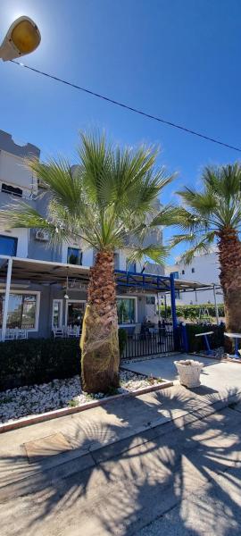 2 Palmat Hotel - Ksamil