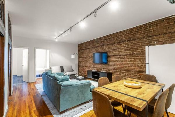 Spectacular 3bd 1bth In Fidi & Wall Street Area! -