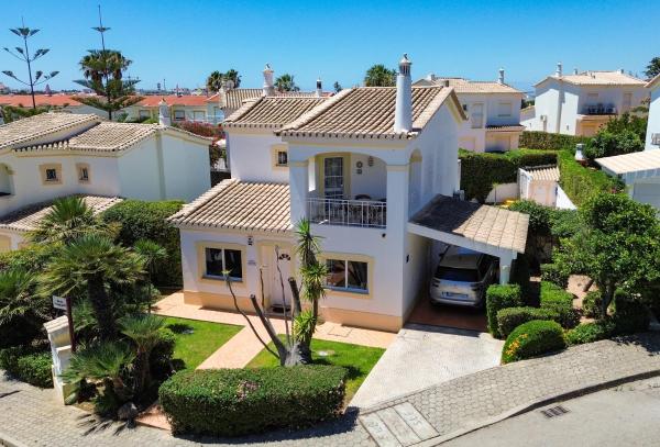 Oasis Parque, Alvor. (At04) Beautiful 2 Bed Villa With Pool - Portimão