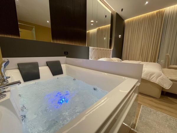 Luxury Jacuzzi Suite- Astir,tirana - Tirana