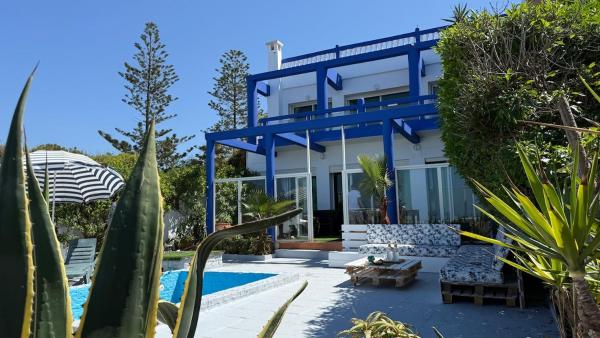 Villa With Pool And Beach Access - Bouznika