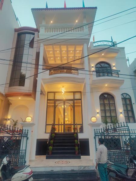 Hotel Raj Palace - Lucknow