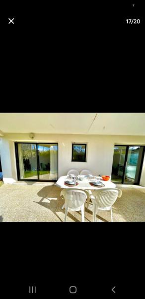 Appartement Avec Terrasse Et Jardin - Royan