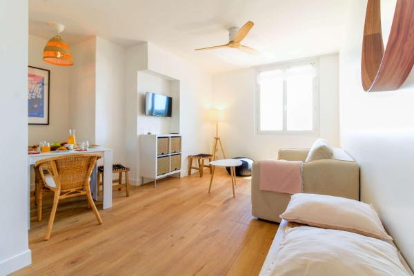 Select'sohome - T3 Vue Mer - Centre Ville Avec Place De Parking - Calypso - Bormes-les-Mimosas