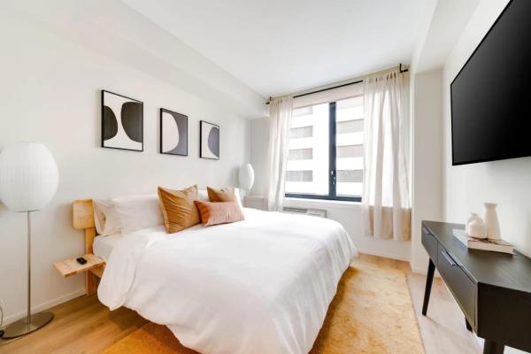 Ideal And Comfortable Living At One Grove In Jersey City - Hoboken, NJ