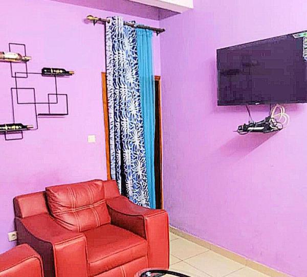 Studio Meublé Prestige Avec Wifi Et Forage - Douala