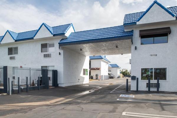 Beach Inn Motel - Seal Beach, CA