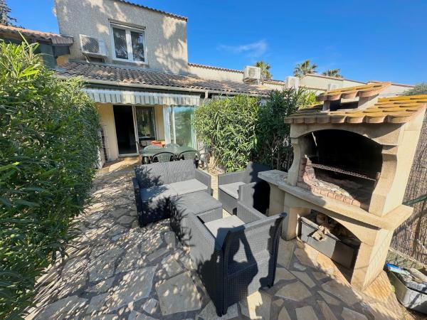 Pavillon 5 Pers Avec Terrasse, Piscine Et Parking Privé - Fr-1-781-94 - Valras-Plage