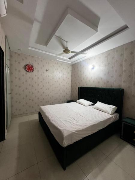 Luxury 1 Bedroom Apartment - 라호르