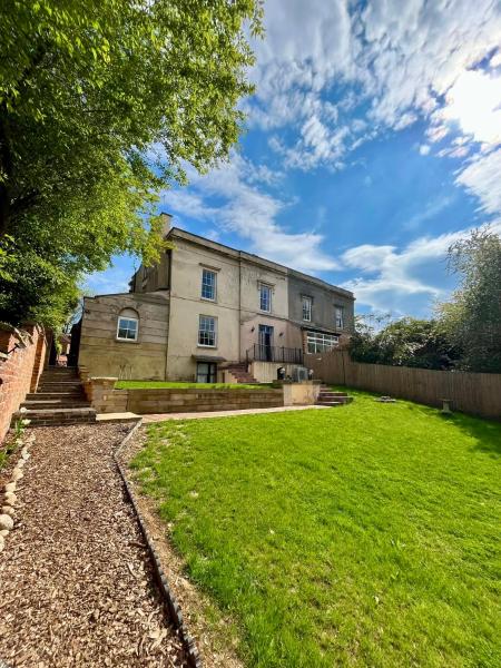 Quirky Garden Apartment - Northampton, UK