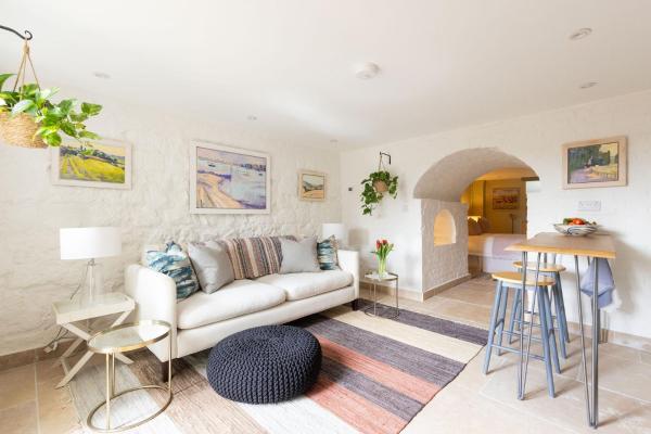 Owh Studio By The Butler Collection - Arundel