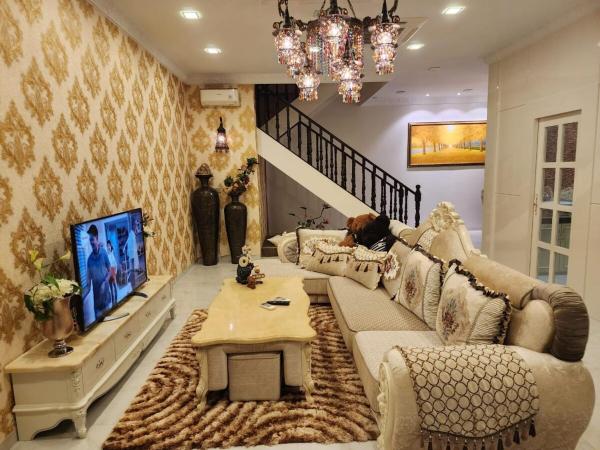 Luxurious 3br Tropicana Residence -