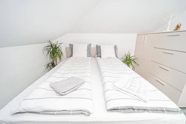 Bloc Nou Cu Parcare Privata - Hella Apartament - Giroc