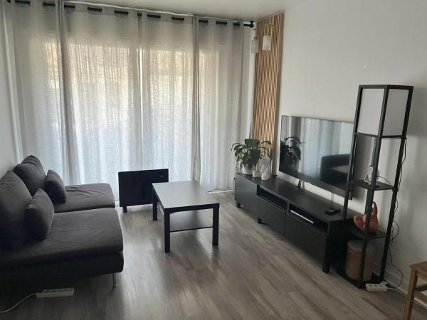 Appartement Au Centre-ville - シェール