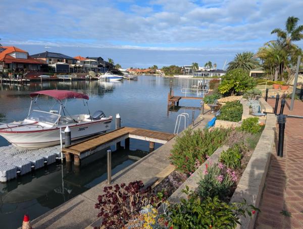 Waterside Hideaway - Mandurah