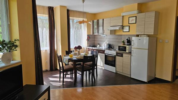 The Cozy Corner - Varna