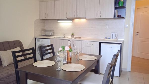 Апартамент в непосредствена близост до плажа Iii - Burgaz