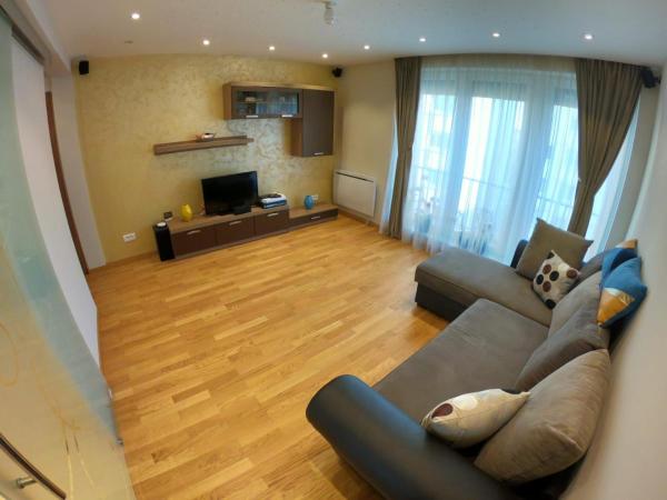Séjour Cosy Au Cœur De Troyes - Troyes