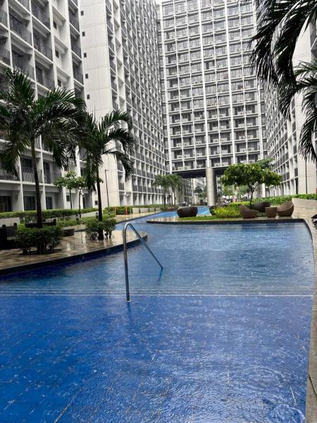 Cozy Condo Near Moa & Airport - Metro Manila